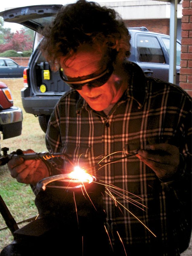 Tips for Applying and Using Hardfacing Products